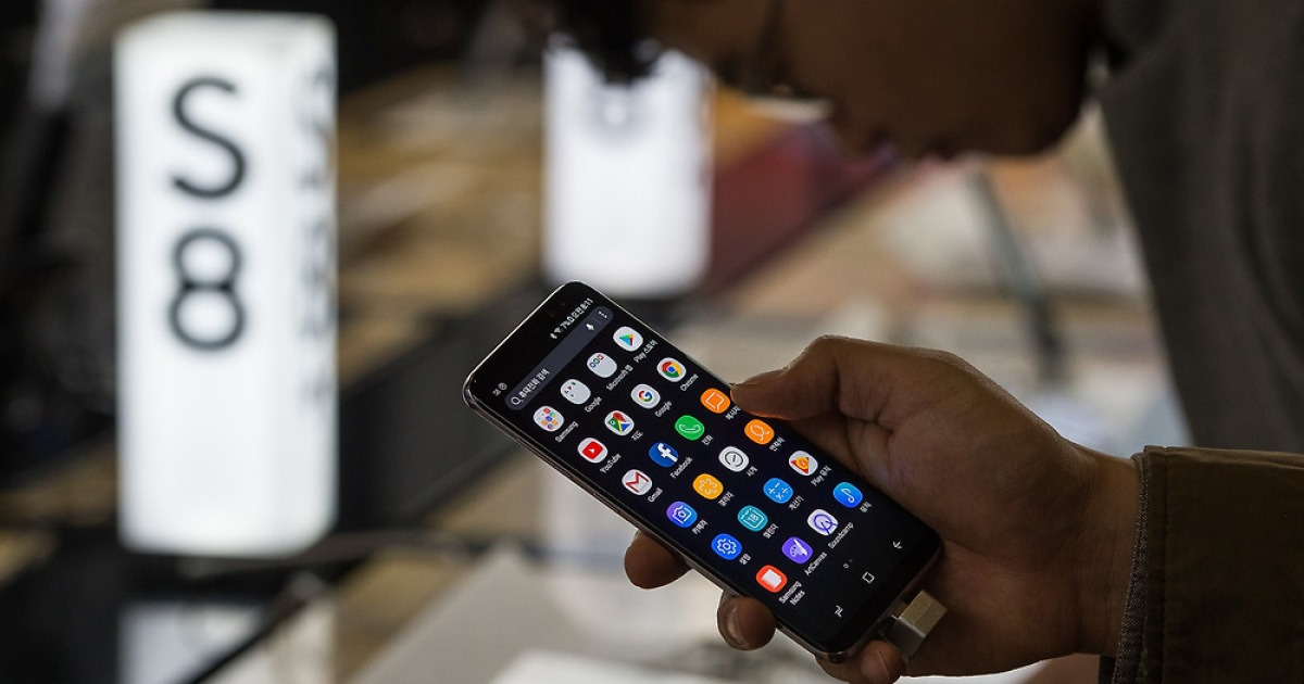 SKT '갤럭시S8' 지원금 일제히 인상..25%할인보다 '유리'