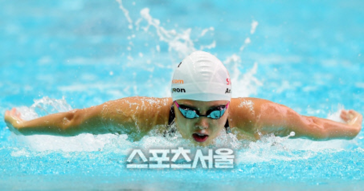 [자카르타AG]'아..' 안세현, 주종목 여자 접영 200m 4위