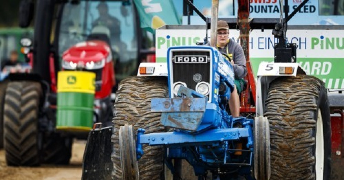 SWITZERLAND TRACTOR PULLING