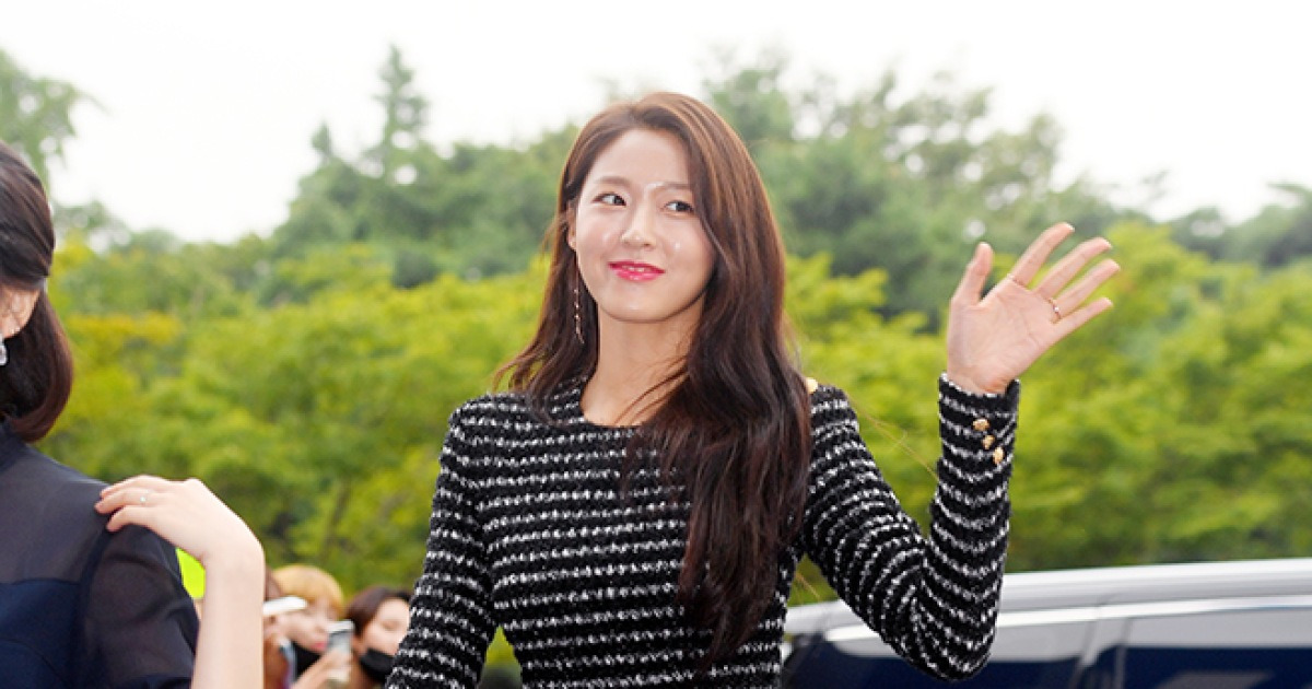 [TD포토] AOA 설현 '백만불짜리 각선미' (소리바다 어워즈)