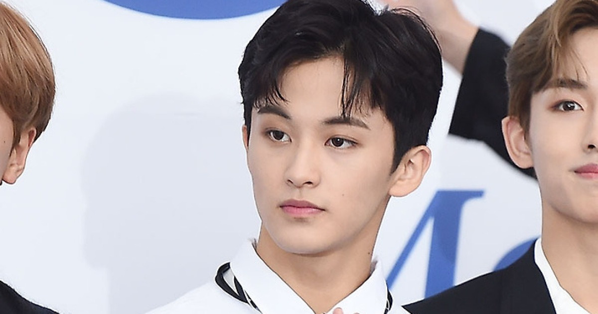 [엑's HD포토] NCT127 마크 '소리바다 어워즈 함께 해요'