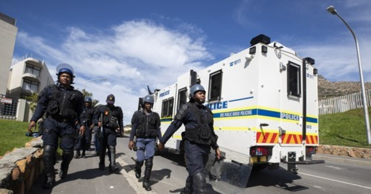 SOUTH AFRICA HOUT BAY POLICE RAID