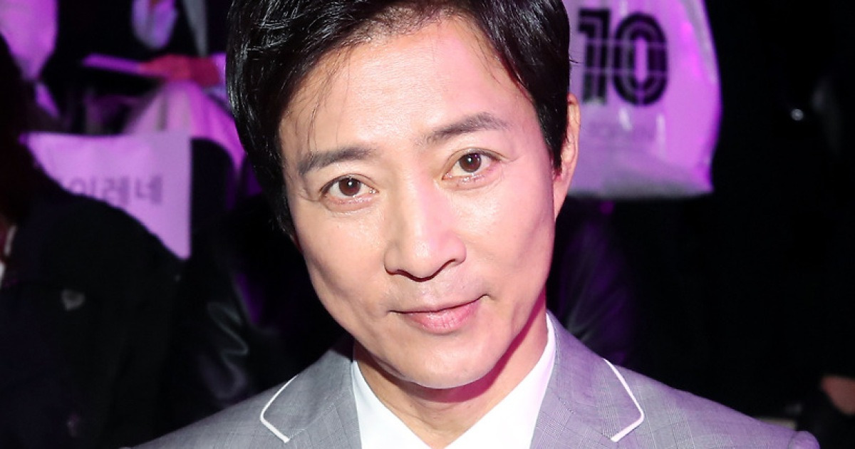 [단독] 최수종, 10월 KBS 라디오 DJ 하차..새 주말극 집중키로