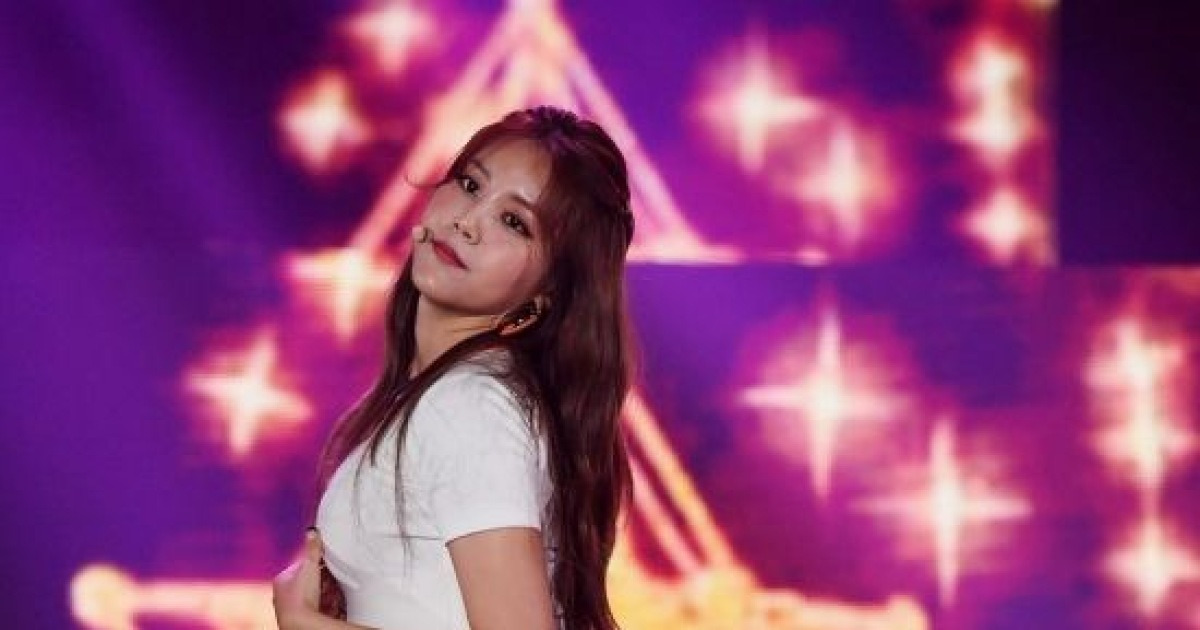 [ST포토] AOA 혜정 밑으로 민아가 쏙 (소리바다어워즈)