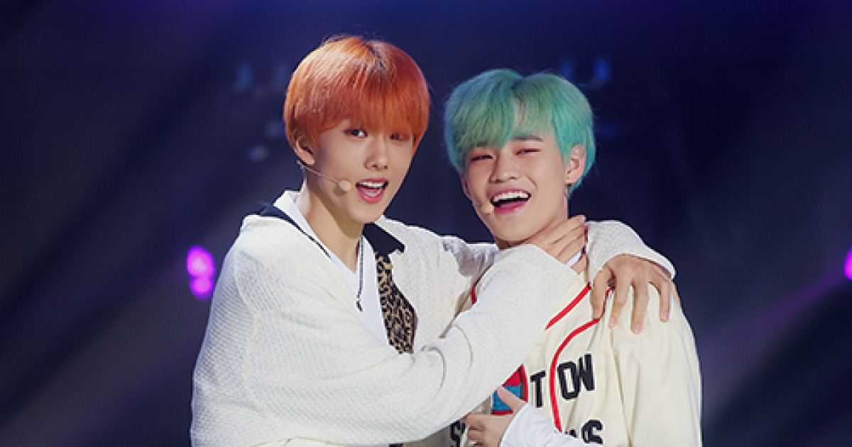 [bnt포토] NCT DREAM 지성-천러 '싸우는 거 절대 아님'