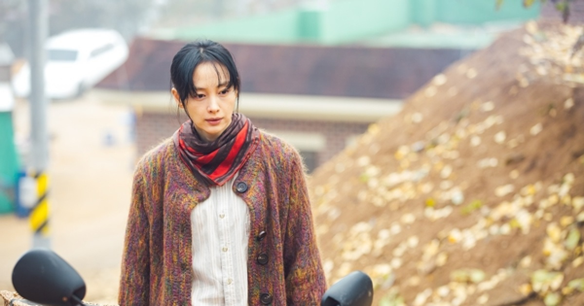 이나영 "'뷰티풀 데이즈' 개막작 선정, 큰 영광이다" [23rd BIFF]