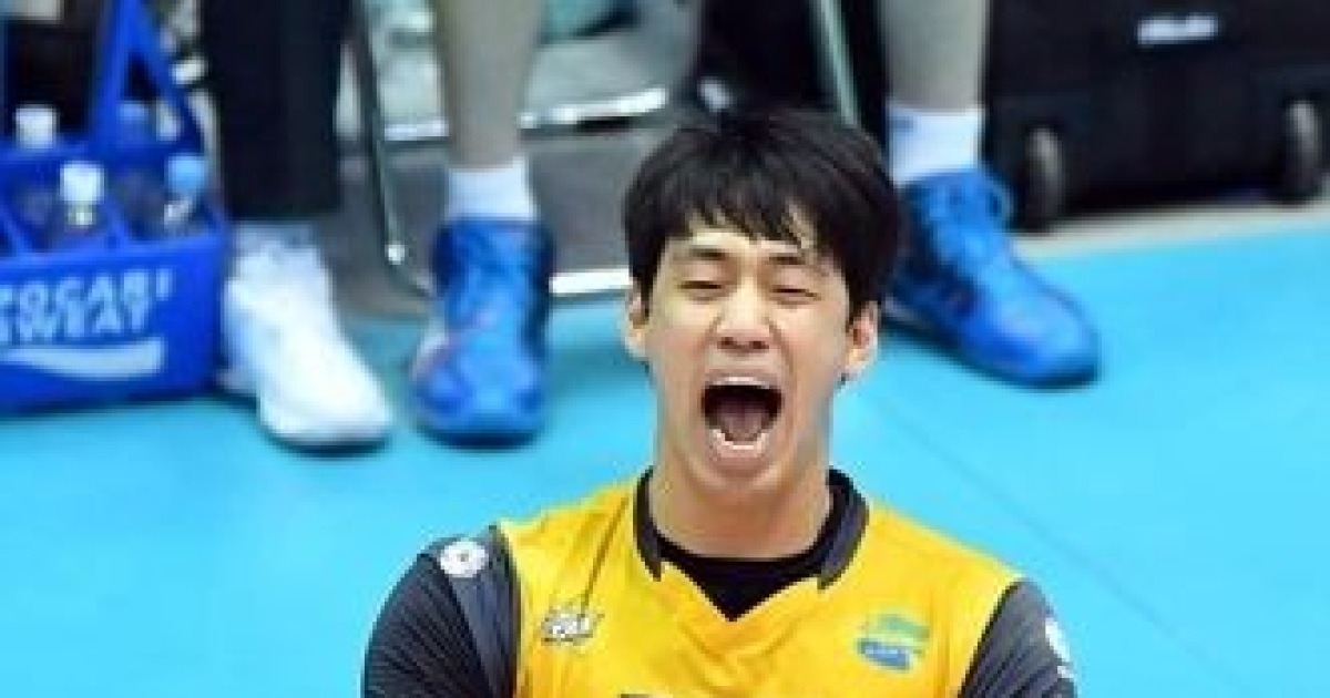 KB손보, KOVO컵 개막전 한국전력에 풀세트 역전승