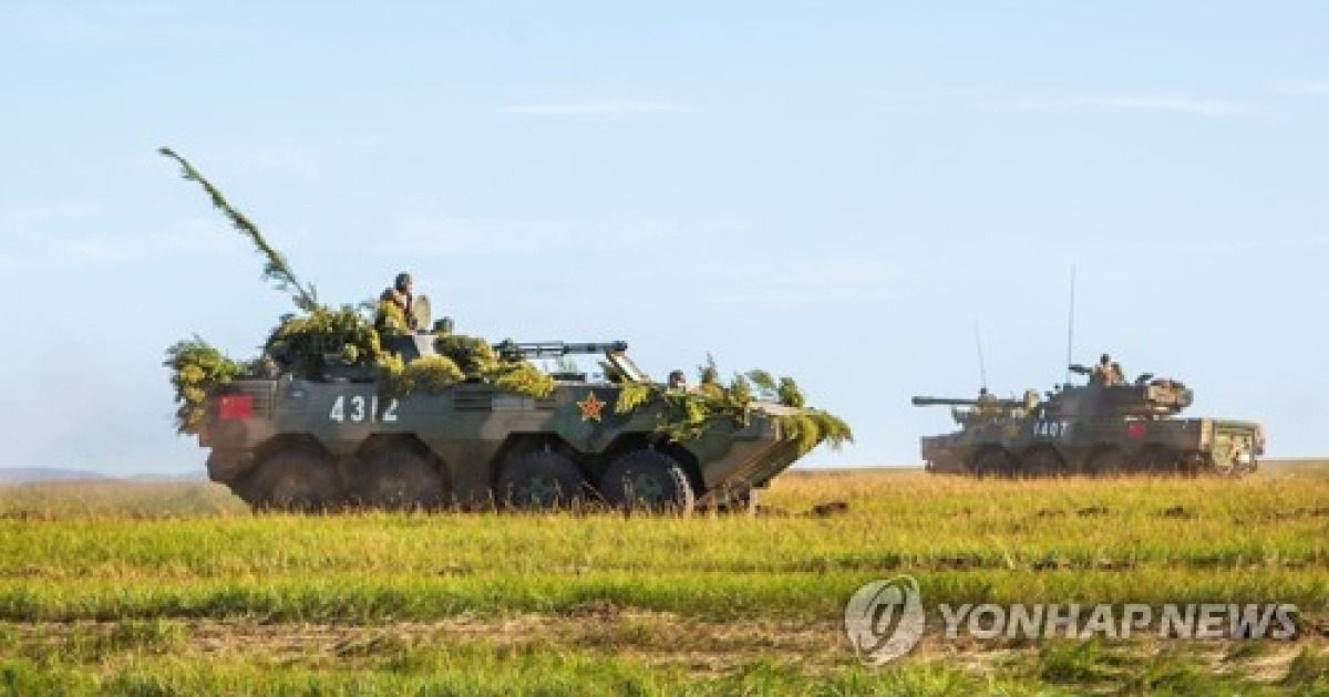 RUSSIA DEFENSE MANEUVERS VOSTOK 2018