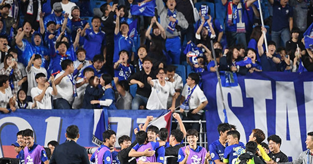 수원 'ACL 4강진출, 우리가 해냈어' [MK포토]