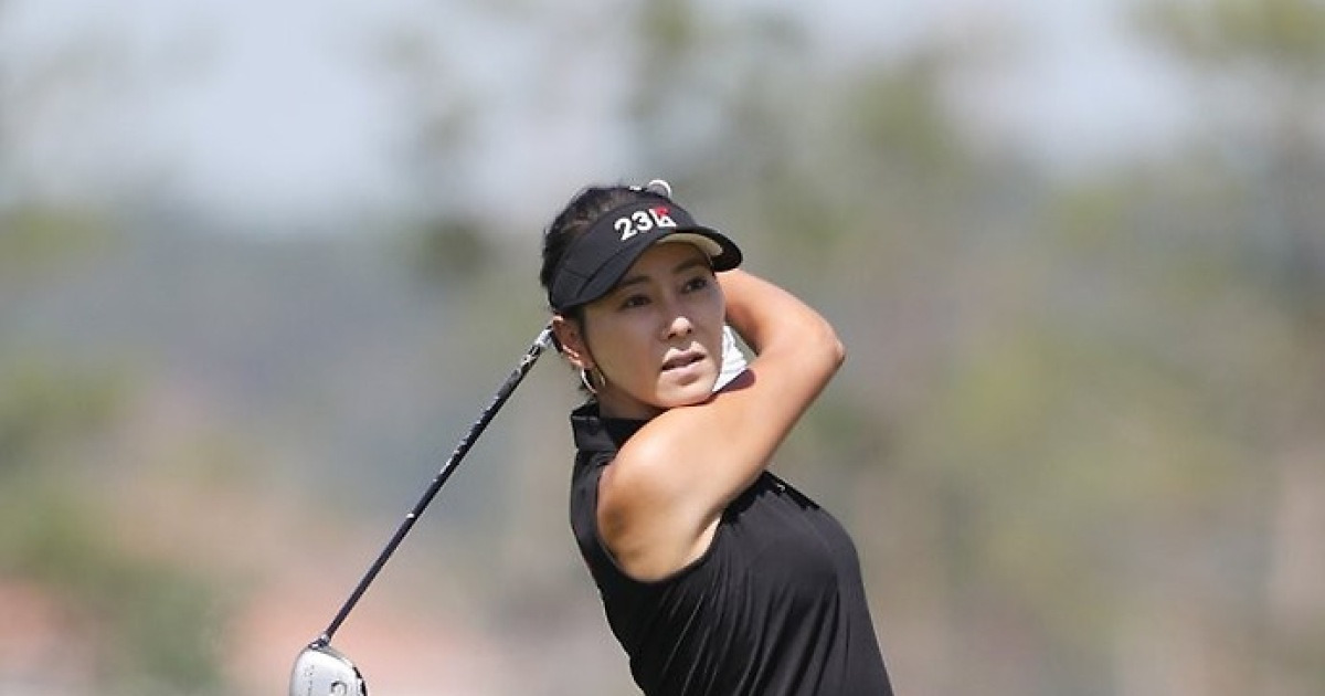 이본 3번홀 세컨샷