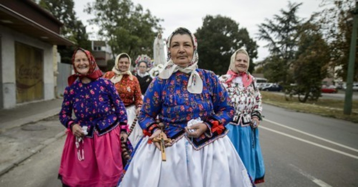 epaselect HUNGARY TRADITIONS BELIEF