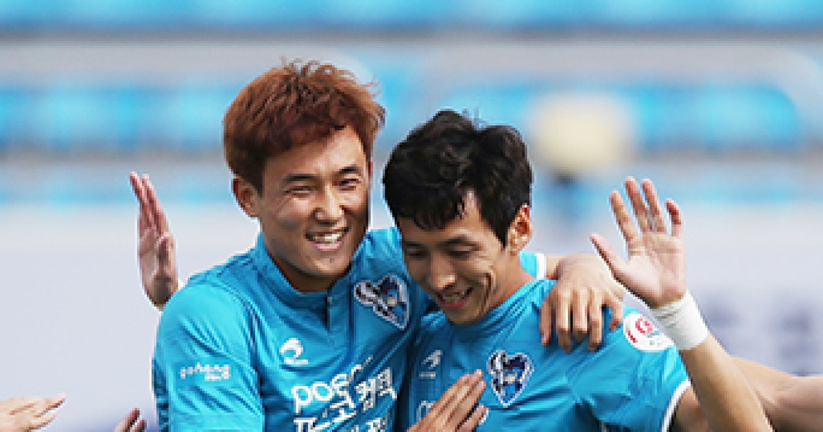 '전역 축하골' 포항 김도형, K리그1 30R MVP 선정