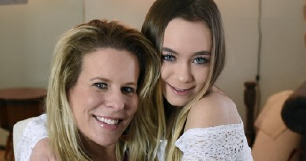 AP Poll Teens and Social Media