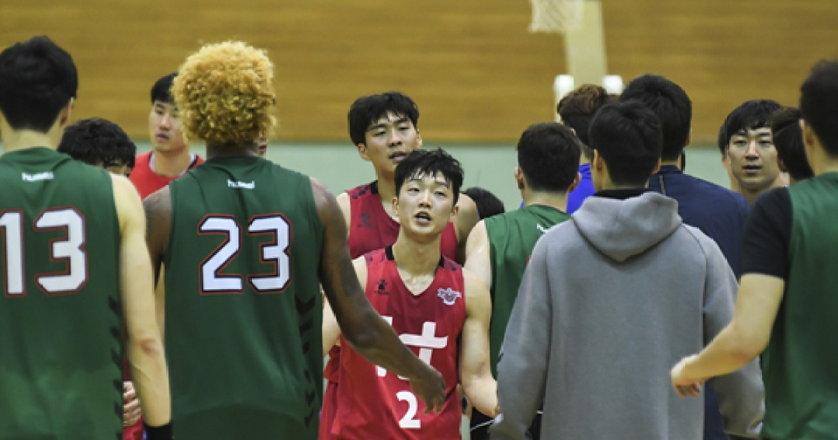 [JB포토] DB, KT '정규 리그때 다시 봅시다'