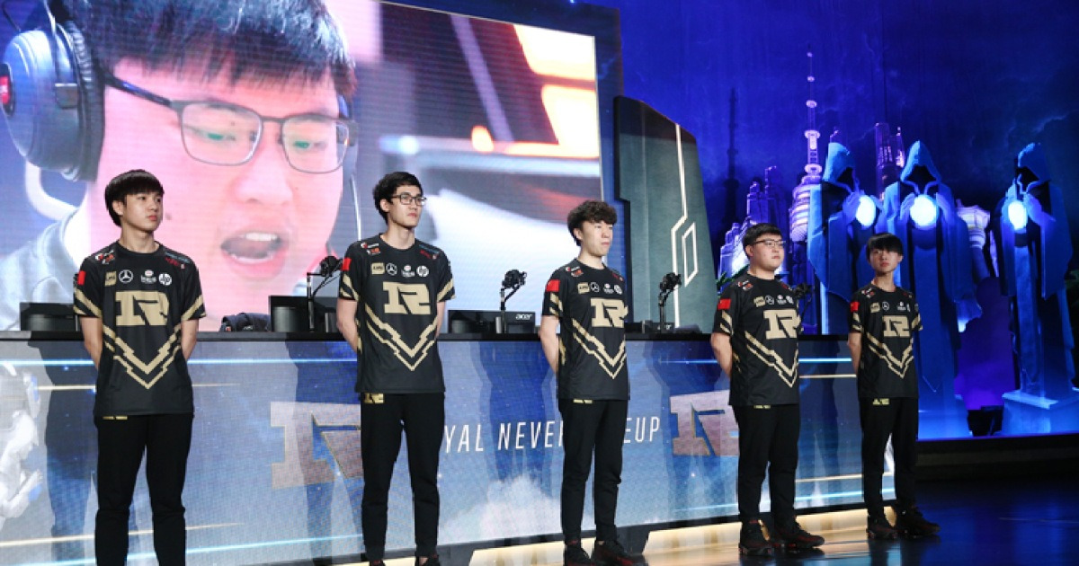 [롤드컵] RNG, 1위로 8강 진출..C9이 2위