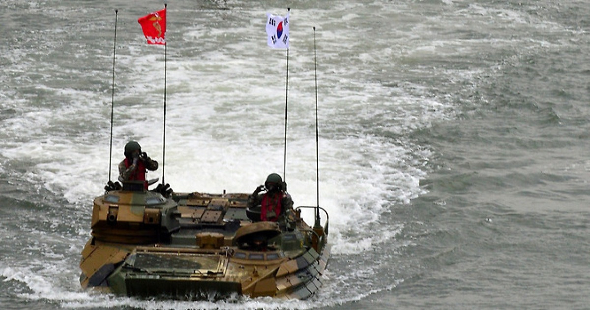 해병대 KAAV돌격 앞으로