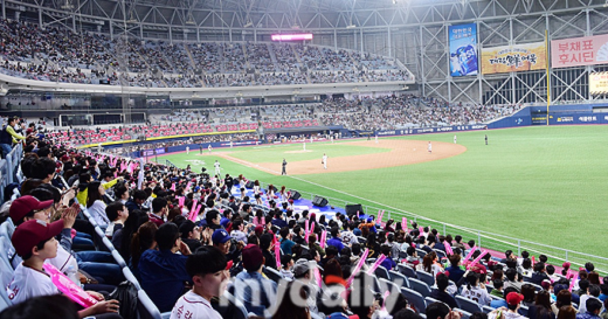 [WC 1차전] '400여명 부족' WC 1차전 매진 실패.. PS 7G 연속 매진 끝