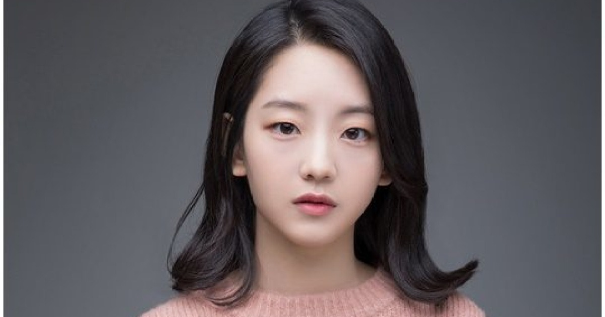 '배드파파' 조이현, JYP와 전속 계약