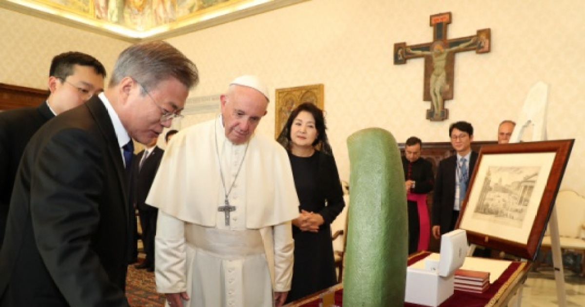 We Welcome the Pope's Visit to North Korea [Editorial]