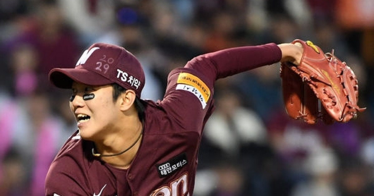 '3⅓이닝 무실점 5K' 안우진, "정후형 아무 이상없었으면.." [준PO2]