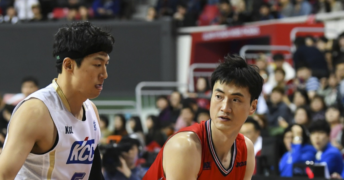 '오용준 4Q 3점슛 2방' 현대모비스, KCC 꺾고 개막 5연승