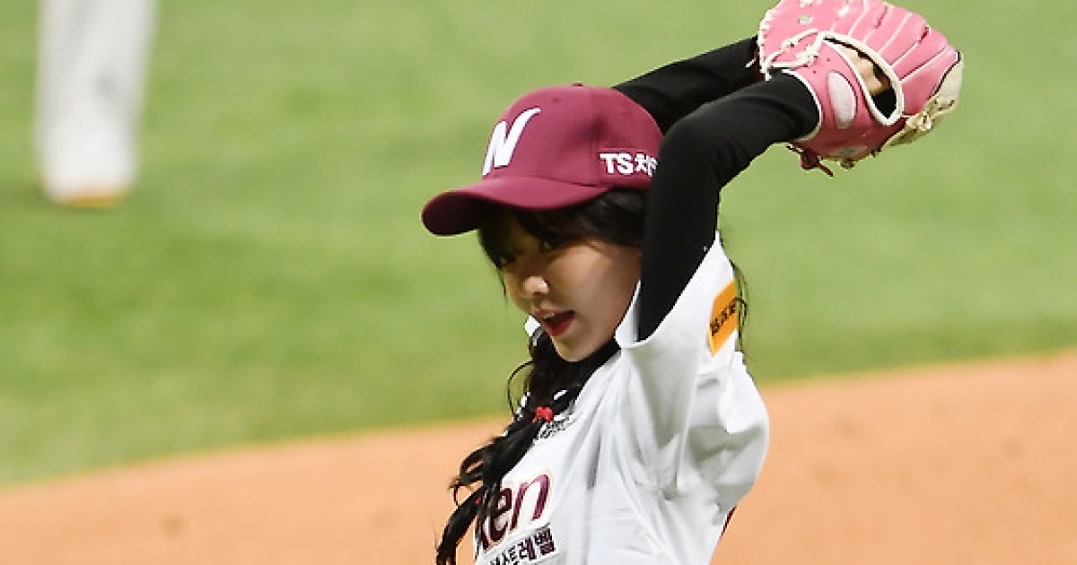 AOA 지민 '힙업 와인드업'[포토엔HD]