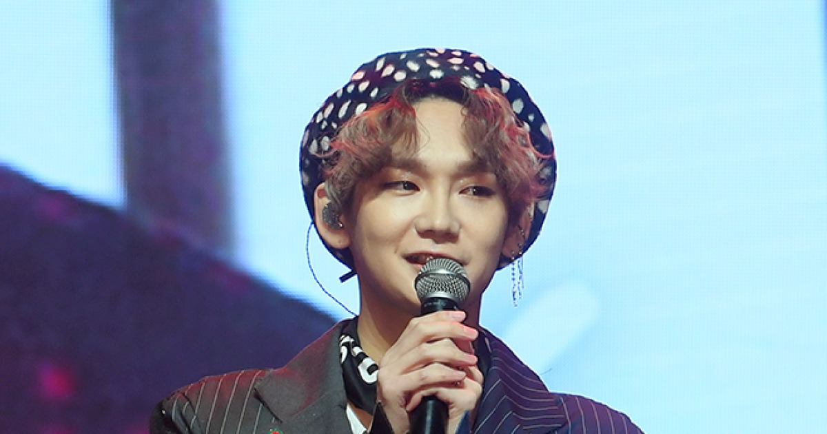 [TD포토] JBJ95 켄타 '오늘은 JBJ95로 인사드립니다'