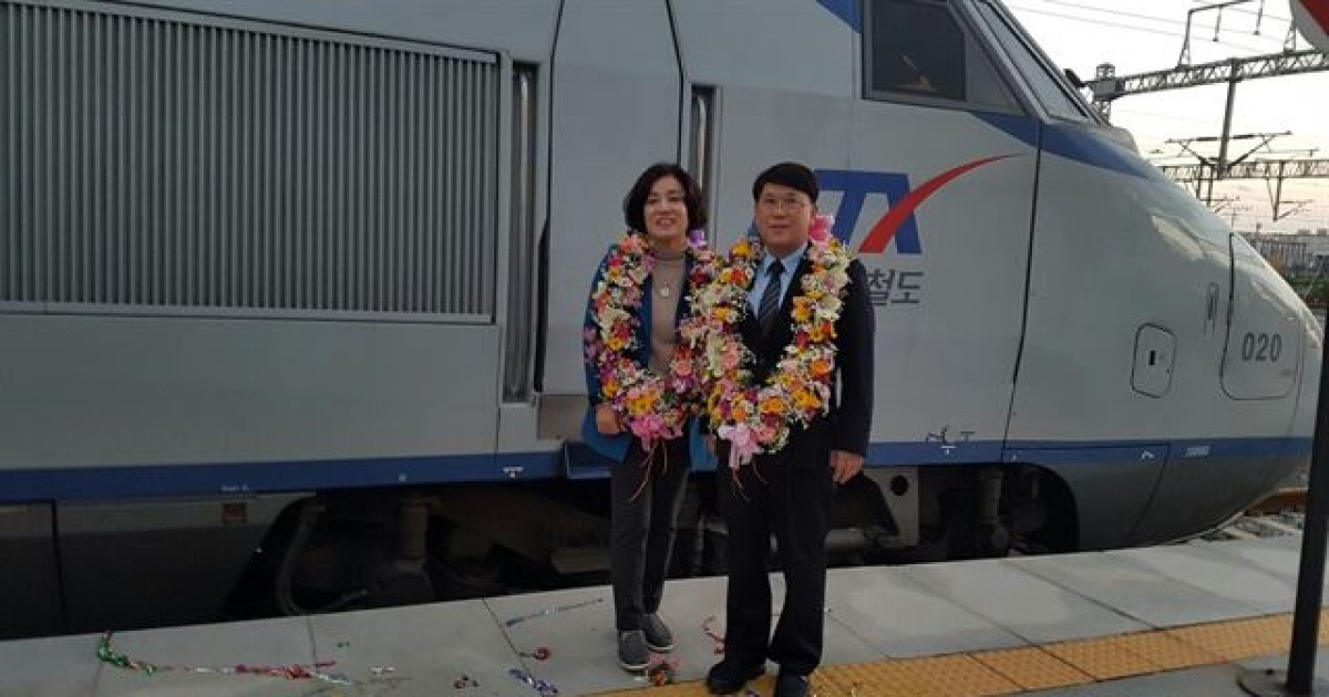 세 번째 무사고 300만km 달린 KTX 박영수 기장