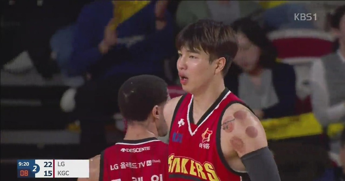 김종규 vs 오세근 '빅맨 격돌'..LG, KGC 꺾고 3연승 행진