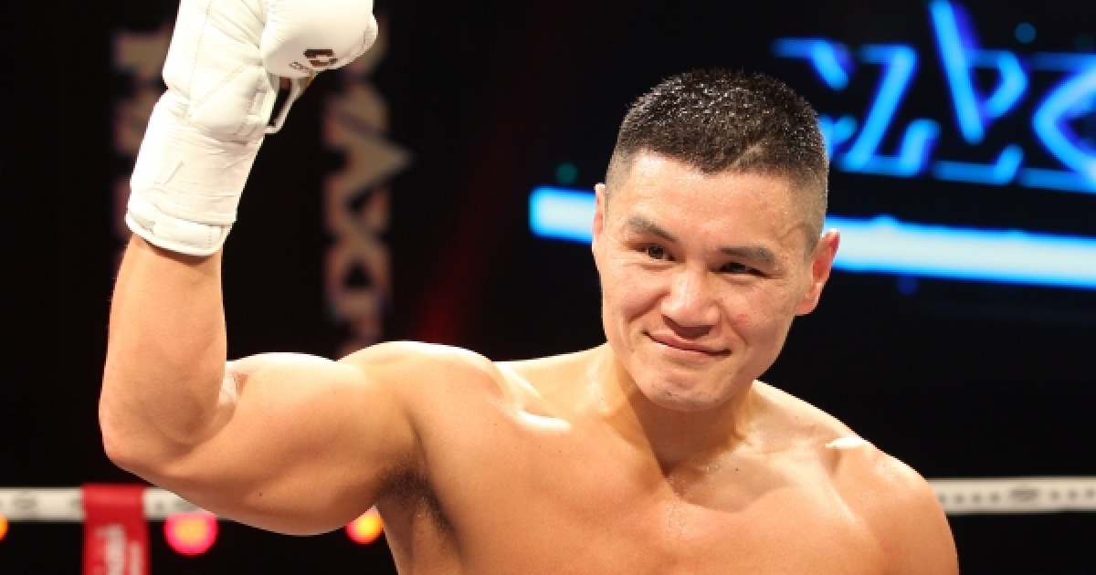 [MAX FC15] '아재 파이터' 황호명, 초대 슈퍼미들급 챔피언 등극!