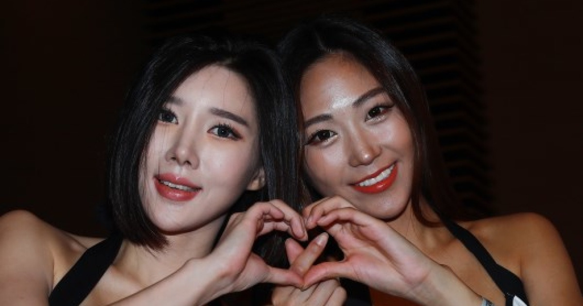 [포토]'MAX FC15' 맥스걸 '송주아,양혜원' 상큼하트