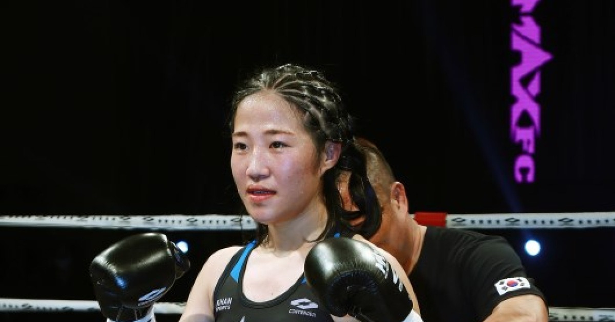 [포토]'MAX FC15' 박성희, 내가 챔피언