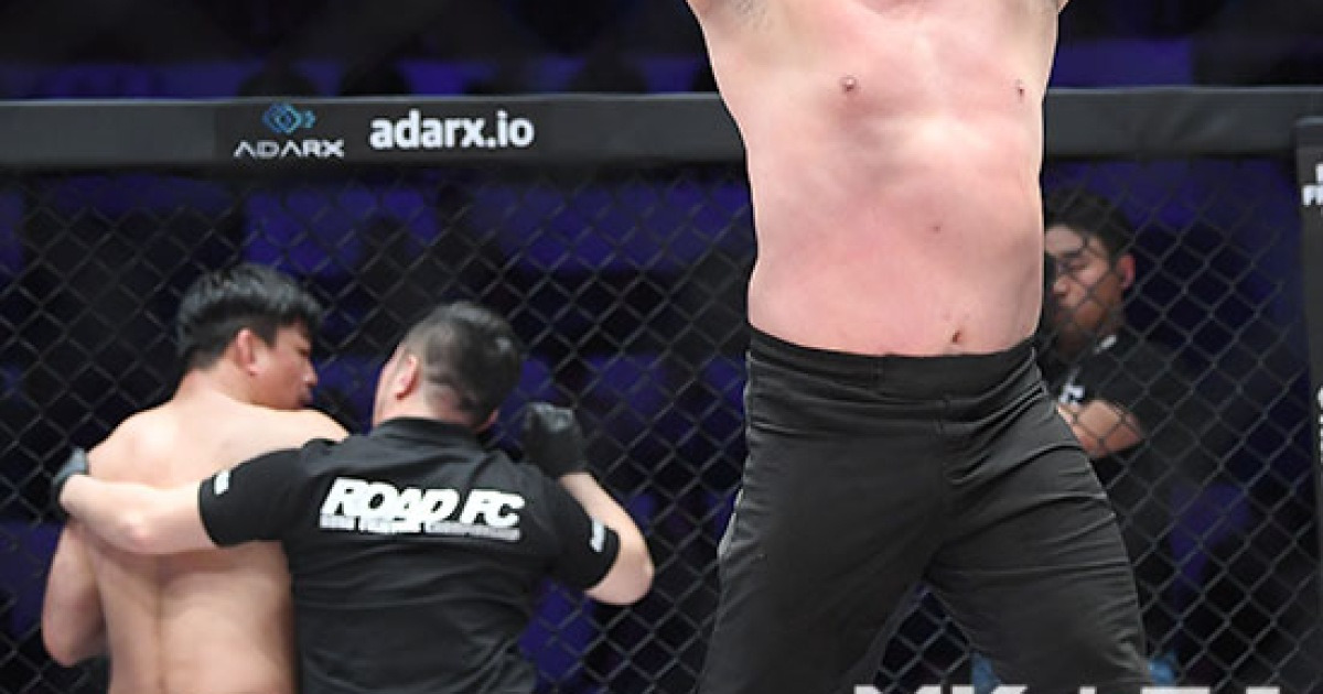 후지타 카즈유키 '최무배에 TKO승' [MK포토]