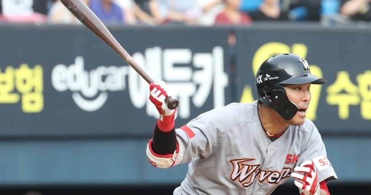 [KS1]SK 한동민, 린드블럼 상대 선제 투런포..좋은 기운 '지속'