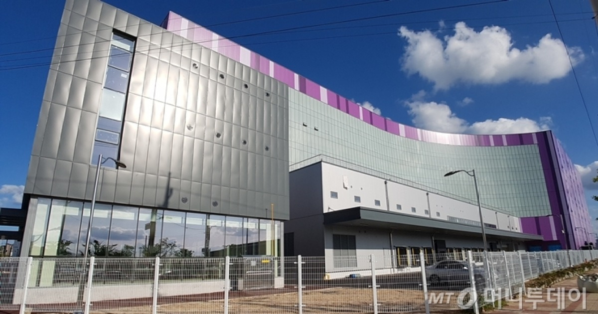 BGF, 1500억 투자한 '진천 중앙물류센터' 가동