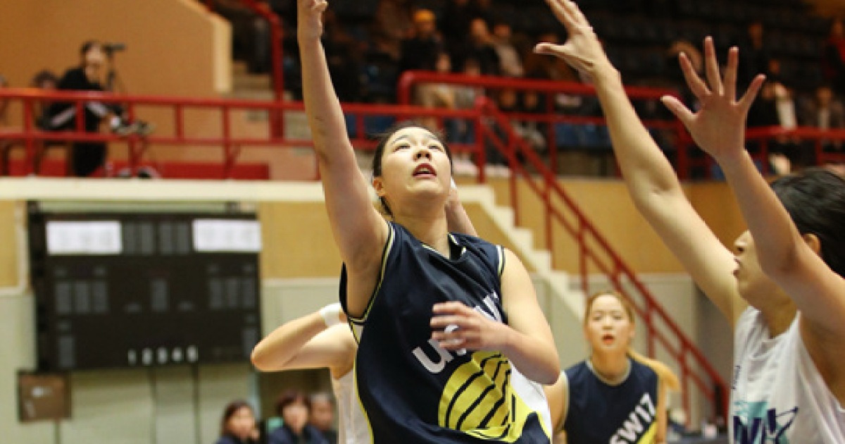 [JB포토화보] 2018 KUSF 대학농구 U-리그 여대부 수원대와 단국대와 4강 플레이오프전 경기 화보