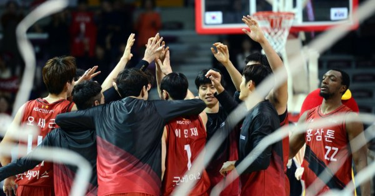 KGC 'LG에 짜릿한 역전승!' [포토]