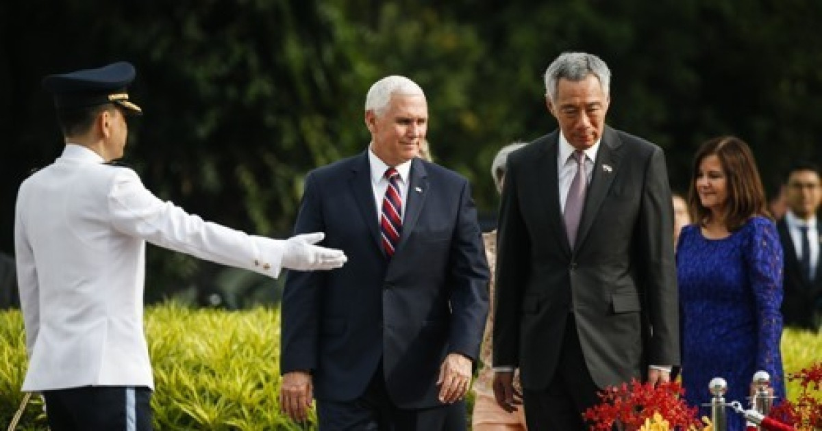 Singapore US Pence