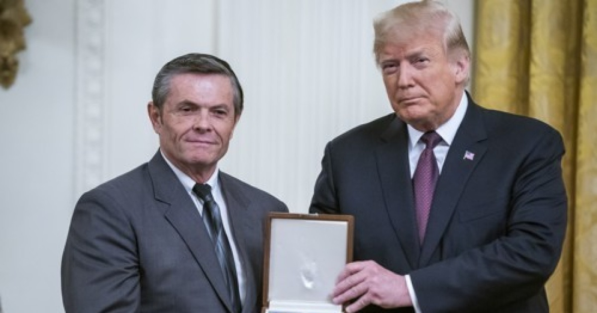 USA TRUMP MEDAL FREEDOM