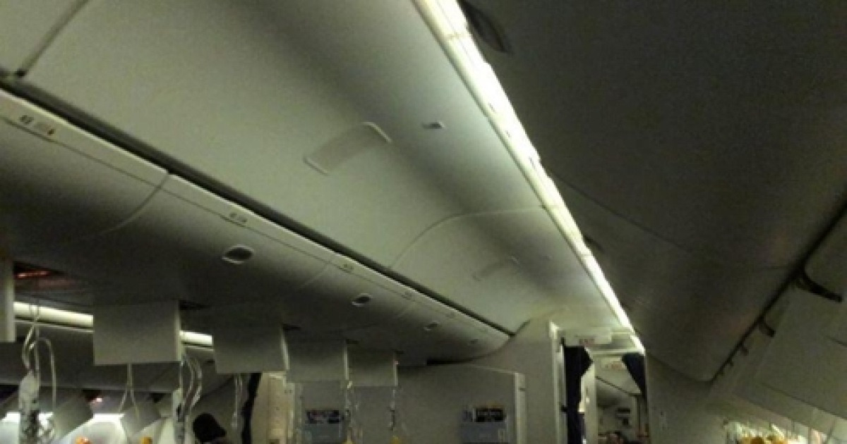 '객실 기압저하' 파리행 싱가포르항공 여객기 회항 소동