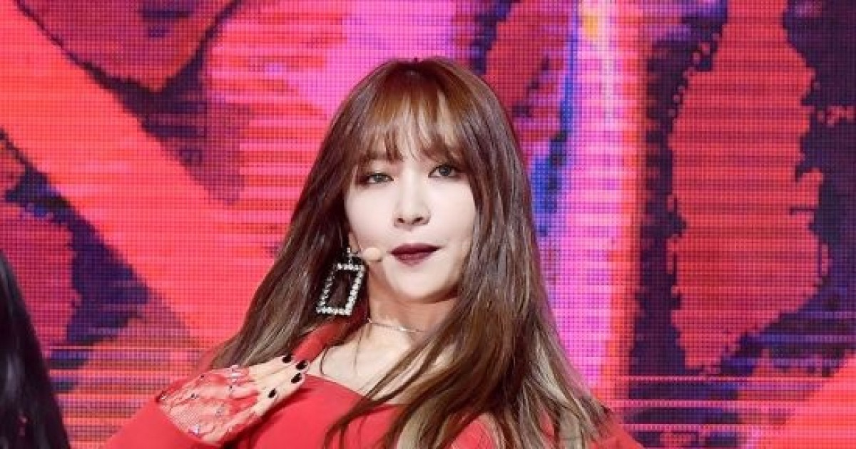 [ST포토] EXID 하니, '눈길 끄는 갈비뼈'