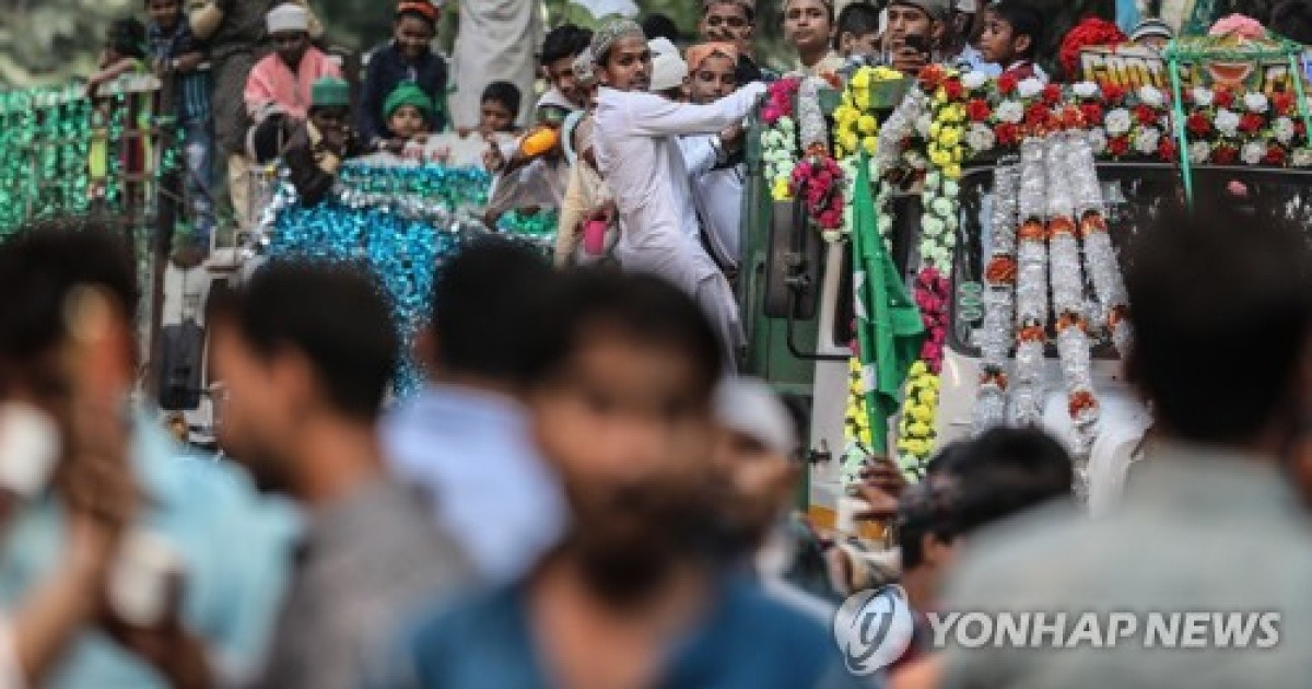 INDIA PROPHET MUHAMMAD BIRTHDAY