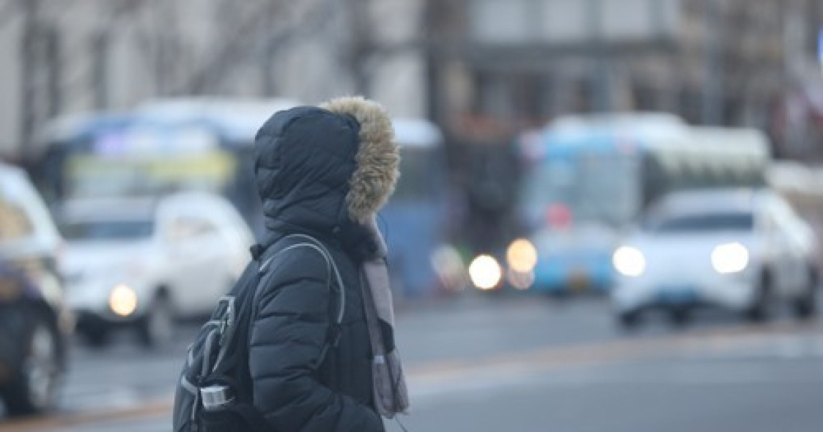 따뜻하게 챙겨 입으세요 올 가을 가장 추운 아침