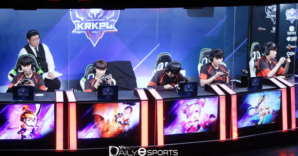 [KRKPL] 게임오버, 7연패 끊으며 승리 신고