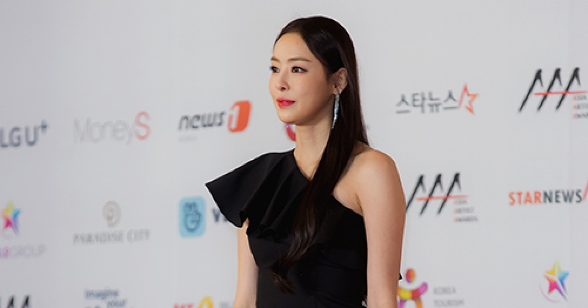 [bnt포토] 이다희 '완벽한 롱드레스핏'