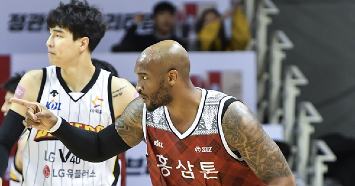 [JB포토] KGC 레이션 테리 '나이스 패스'