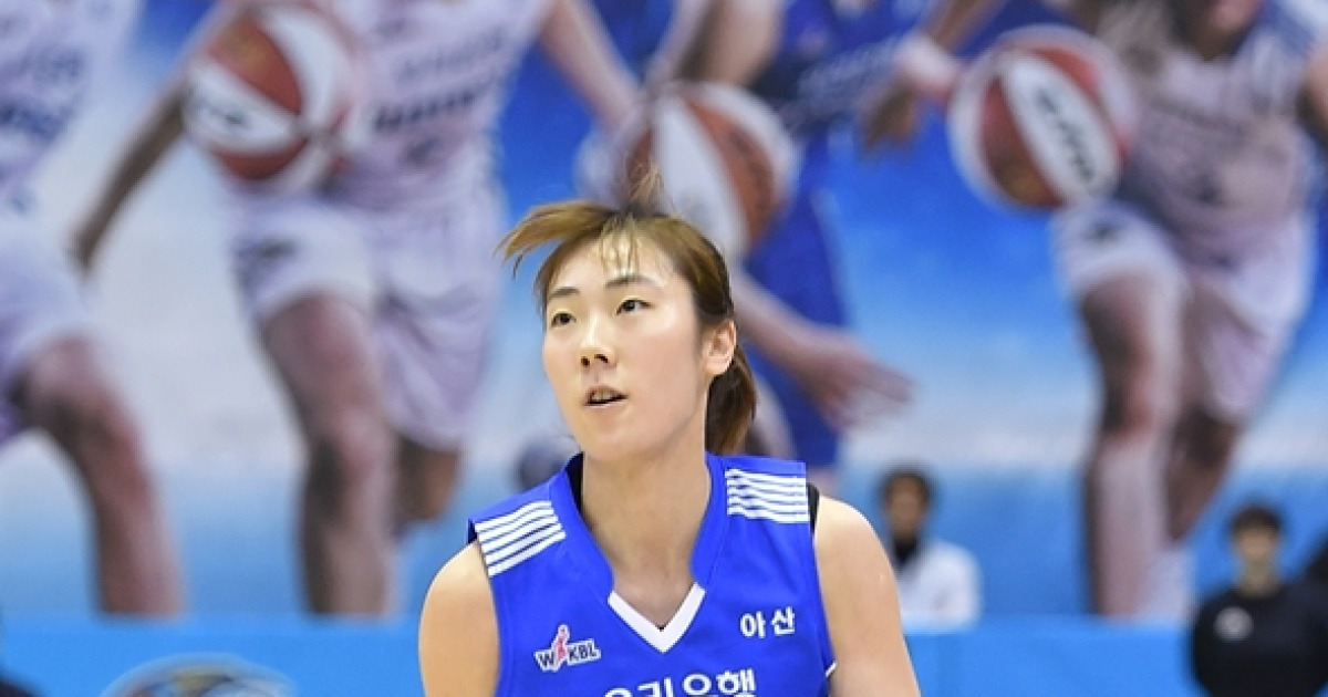 박혜진 통산 7번째 라운드 MVP 선정..2R MIP는 김민정