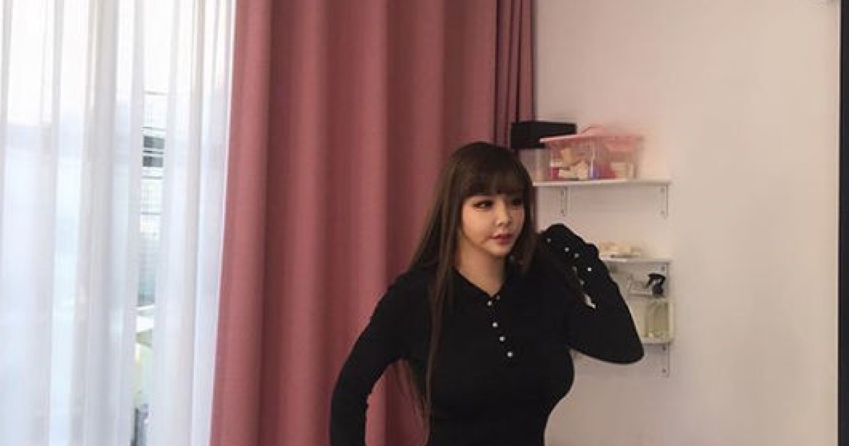 "마네킹인 줄" 박봄, 섹시는 덤+인형미모ing[★SHOT!]