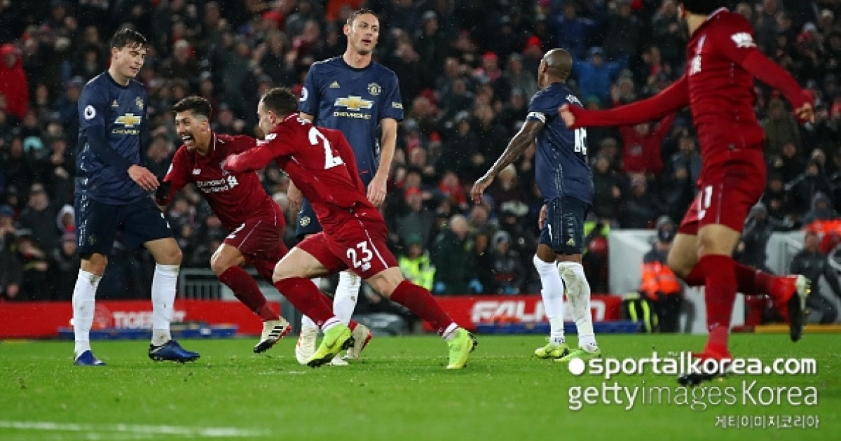 [EPL 17R] '샤키리 2골' 리버풀, 맨유 3-1 격파..'57개월 만의 승리+1위'