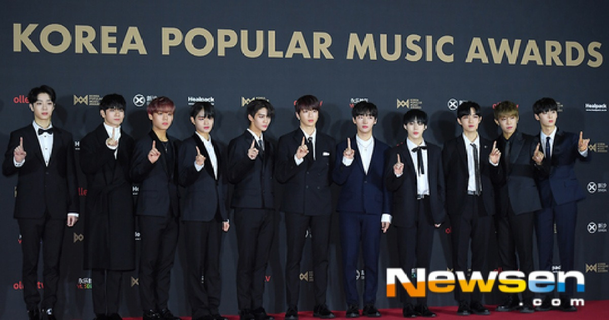 '2018 KPMA' 워너원, 이변없이 인기상 수상 "워너블 사랑해"